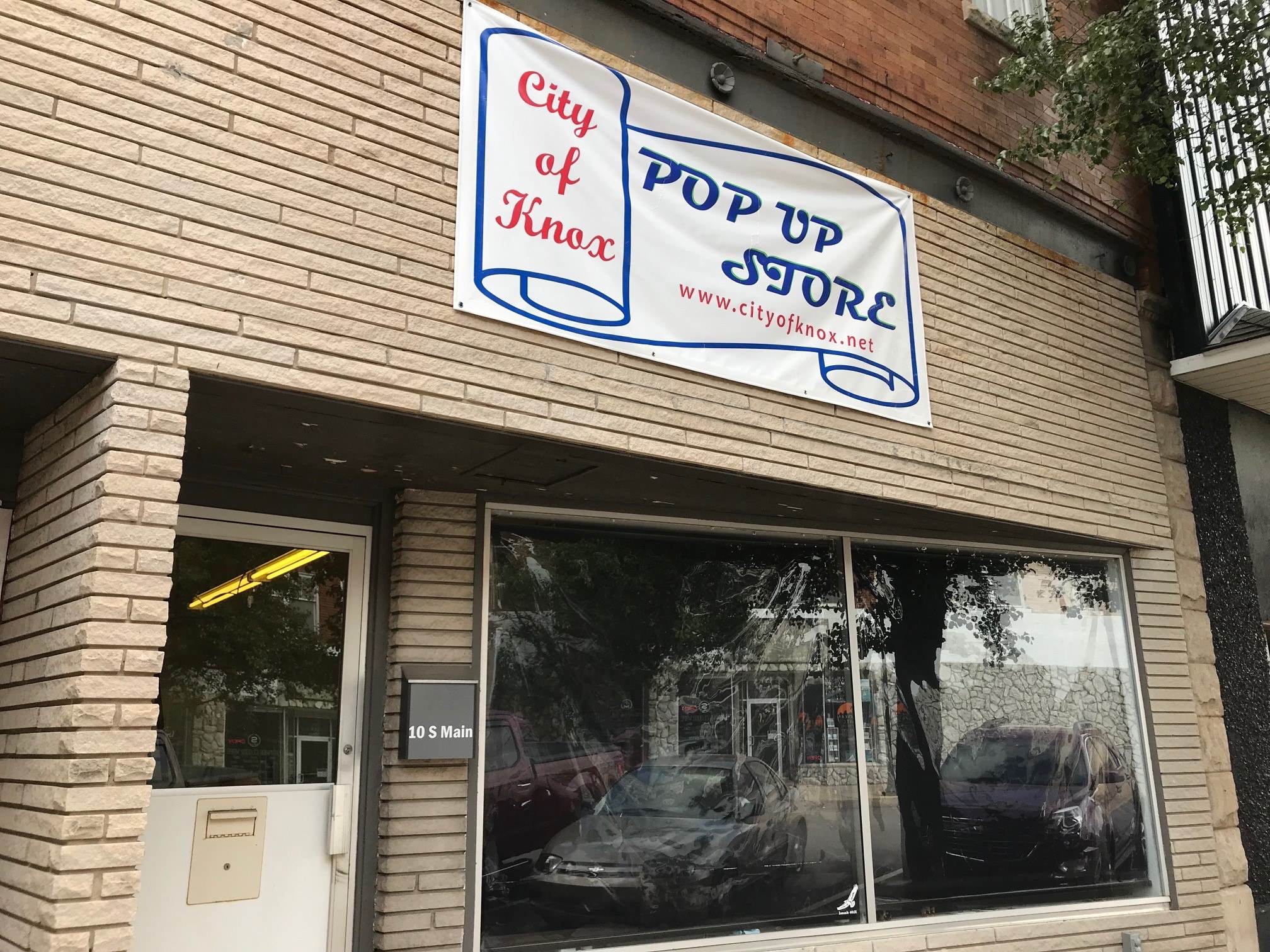 Knox launches Pop Up Store | Aim